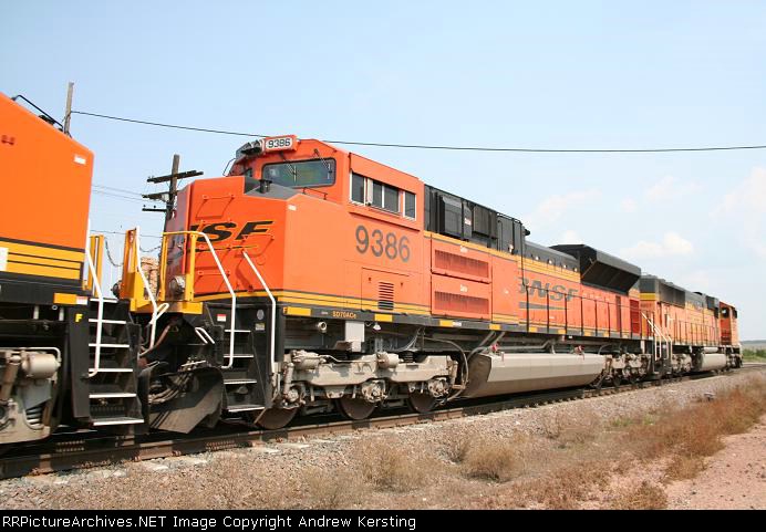 BNSF 9386